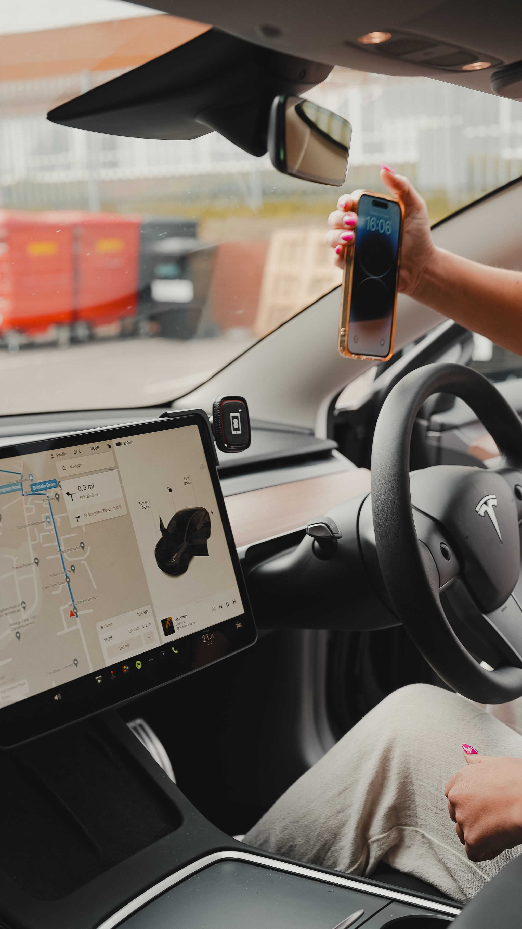 Mega Mounts Tesla Car Phone Mount Holder